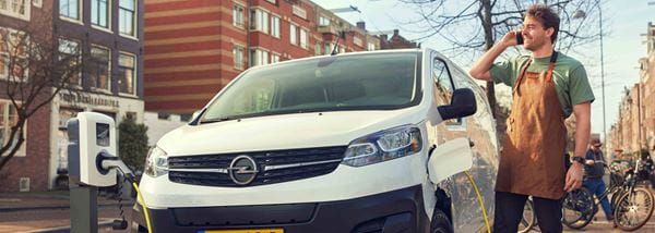 How to transition to an eLCV fleet | Ayvens United Kingdom - formerly ...