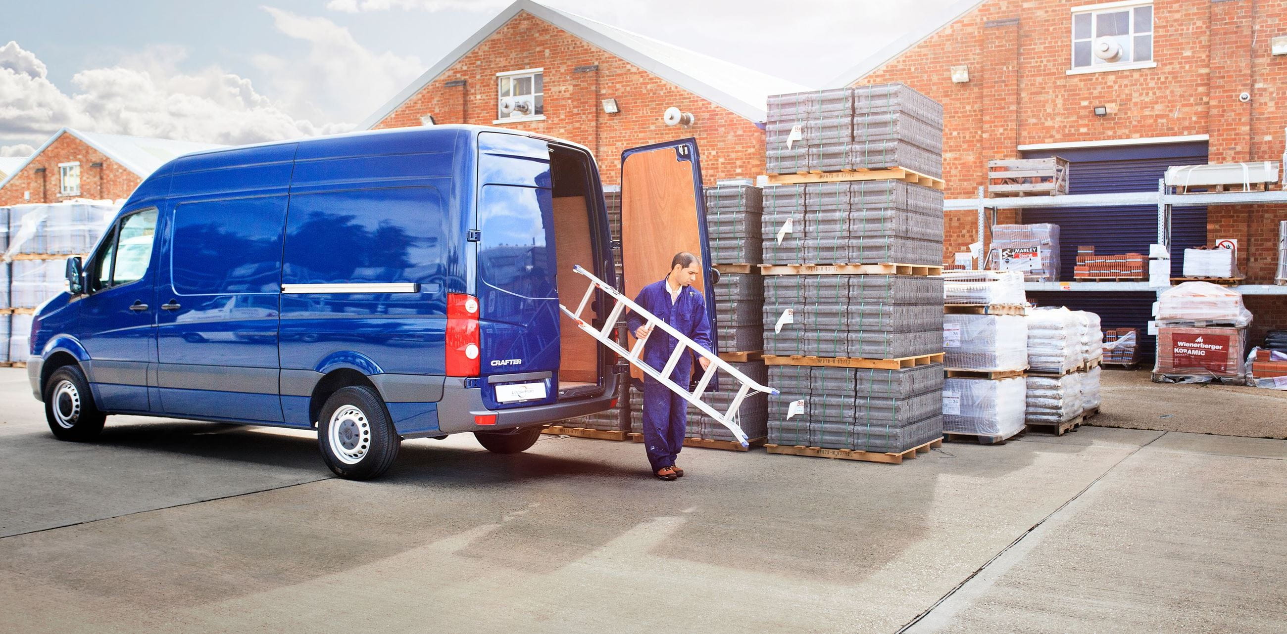 How to load a commercial vehicle safely | Ayvens Portugal - formerly ...